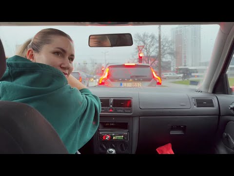 Car Revving sound🔊MANUAL DRIVING VIDEO ASMR💪Old car driving by girl😎Engine sound revvingDriving ASMR