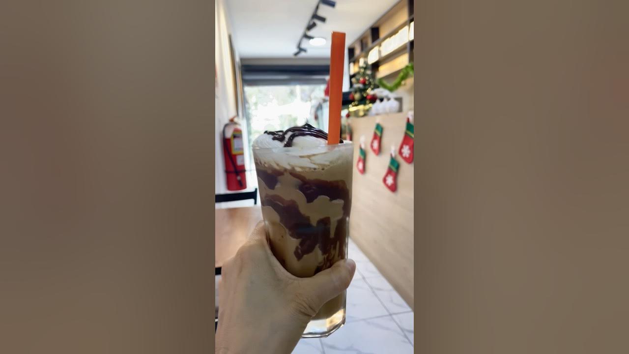 Delicioso frappé en Navidad | Cafetería de especialidad en Lima - YouTube