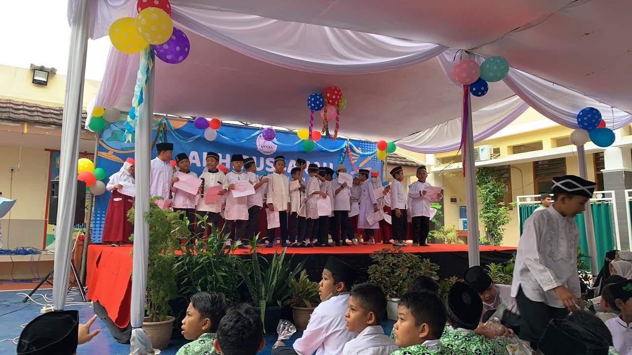LIVE AKHIRUSSANAH SDIT ANNISA - YouTube