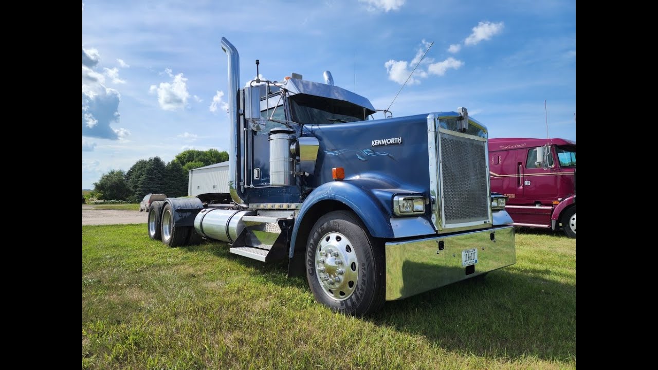 Kenworth W900 Semi, New Reman W9 Engine, Clutch and Transmission Approx ...