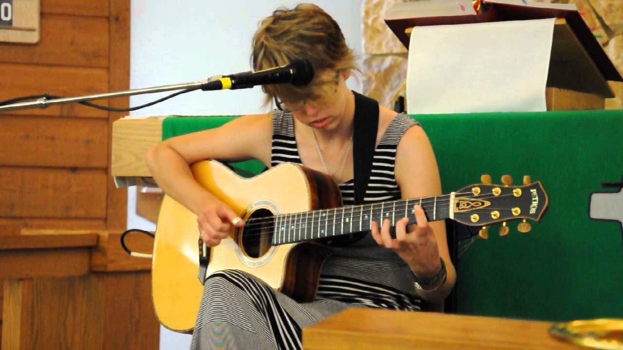 Macyn Taylor plays Leo Kottke's Mona Ray - YouTube