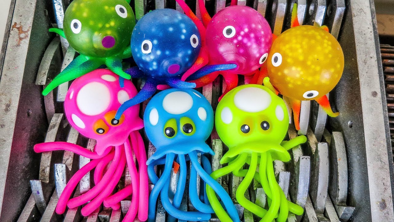 Octopus Brothers Shredded! Sharks and Wind-Up Water Toys Destroyed ...