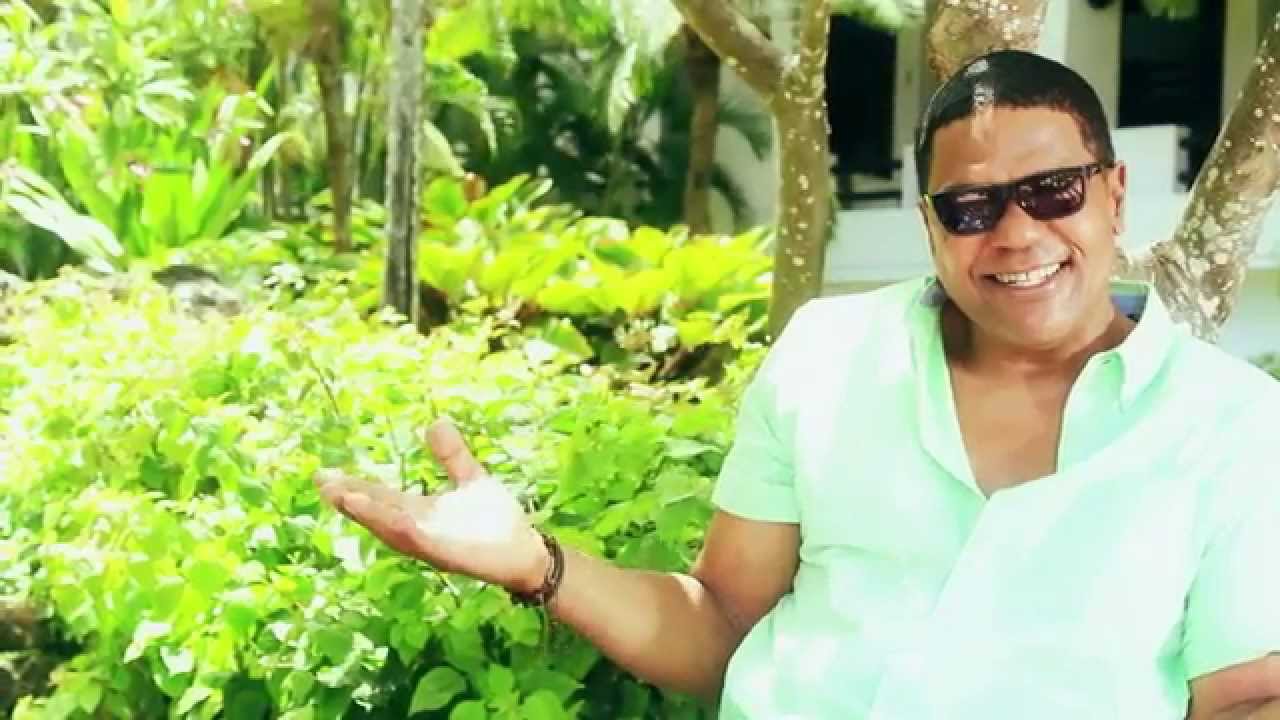 Rey Reyes Ya no me importa nada Video Oficial 2014 - YouTube