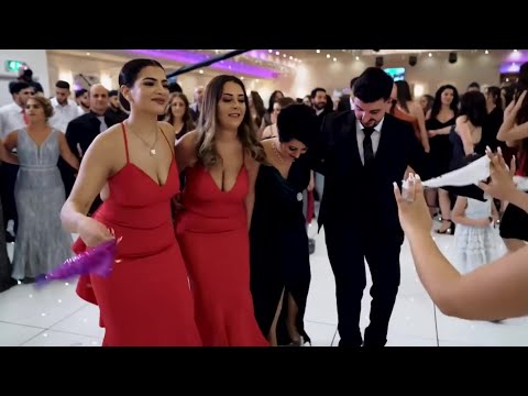 AVRUPA SALLANDI !! Güzel Kızlardan Muhteşem Halay Performansı...