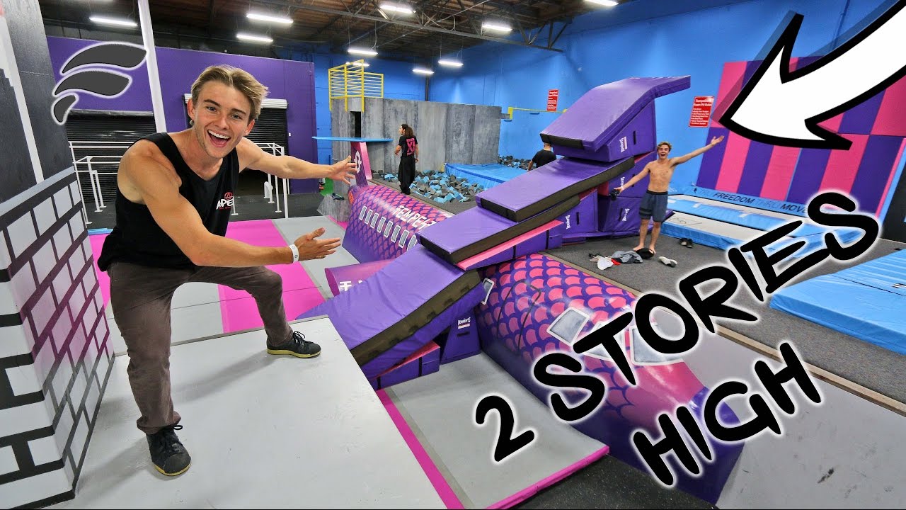 SUPER TRAMPOLINE TO GIGANTIC SLIDE (EPIC) - YouTube