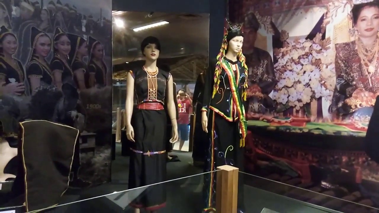 Traditional Costumes of Local Ethnic in Sabah - YouTube