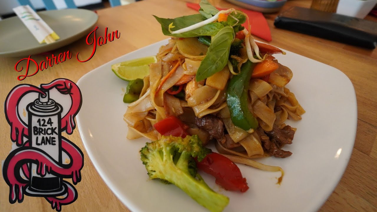 THAI & JAPANESE LOUNGE IS A TASTE SENSATION - YouTube
