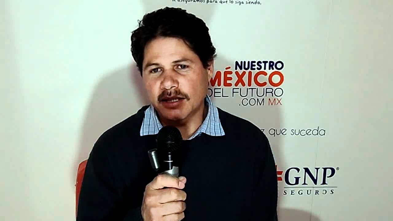 Claudio Robles - YouTube