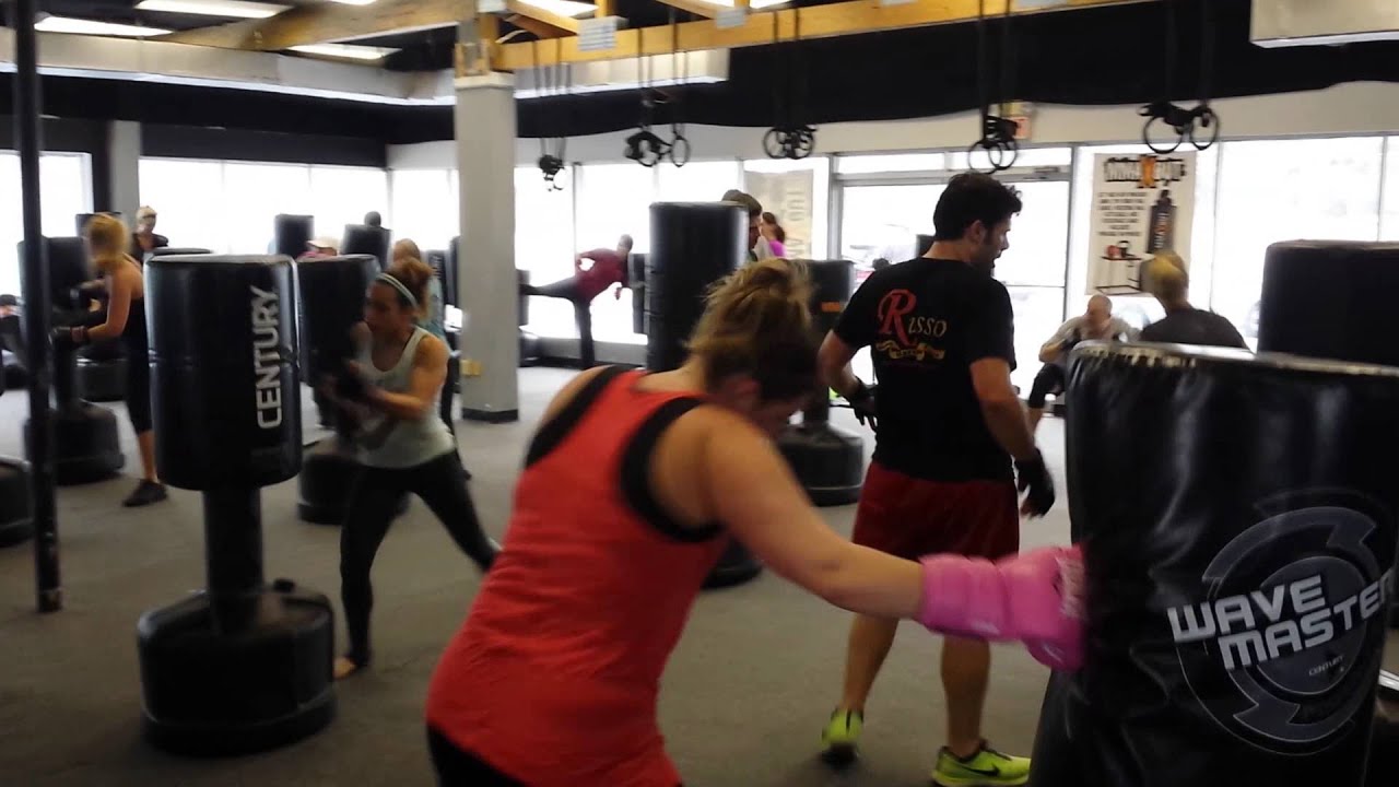Kickboxing Fitness Boot Camp - YouTube