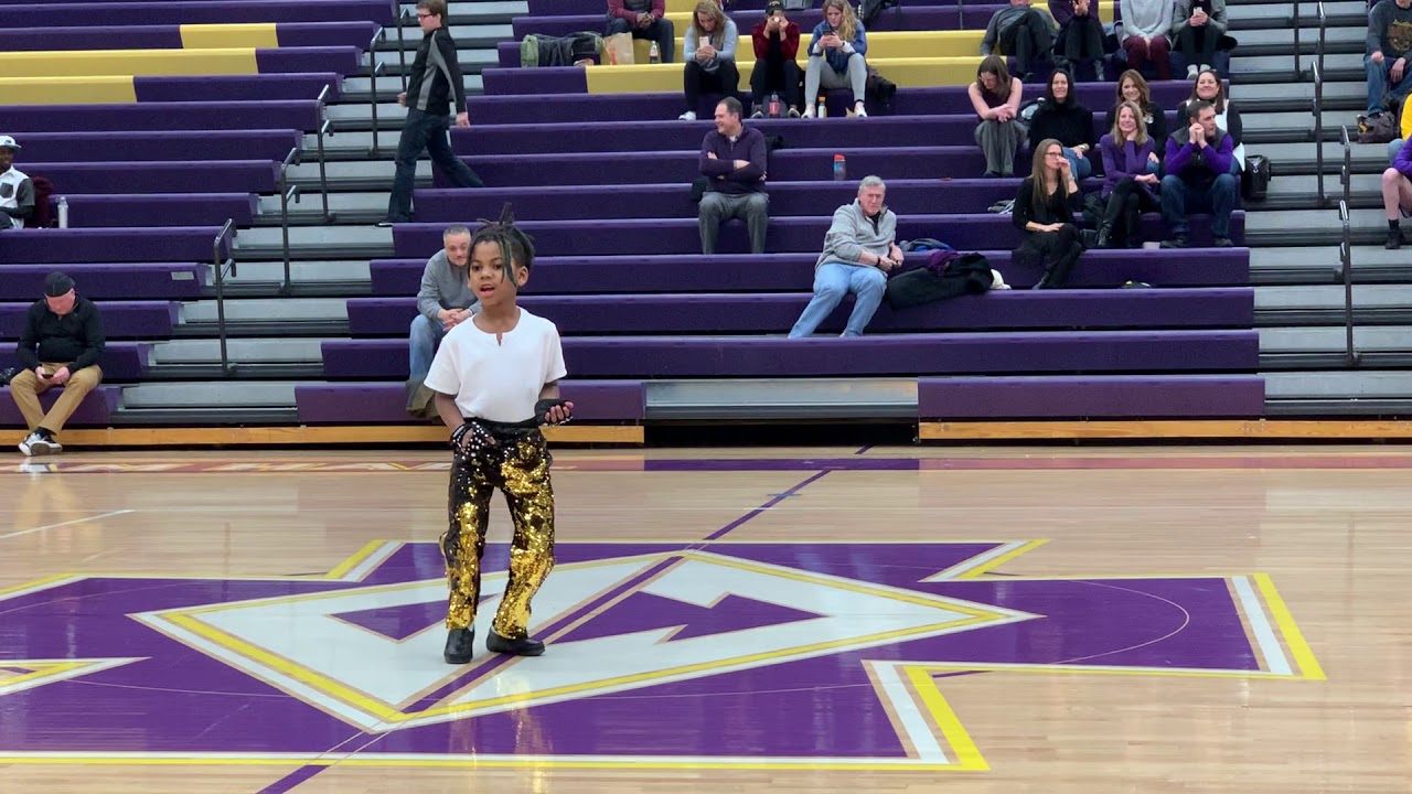 Cruz ''MJ'' Puckett Cretin-Durham Hall Halftime show *I do not own the ...