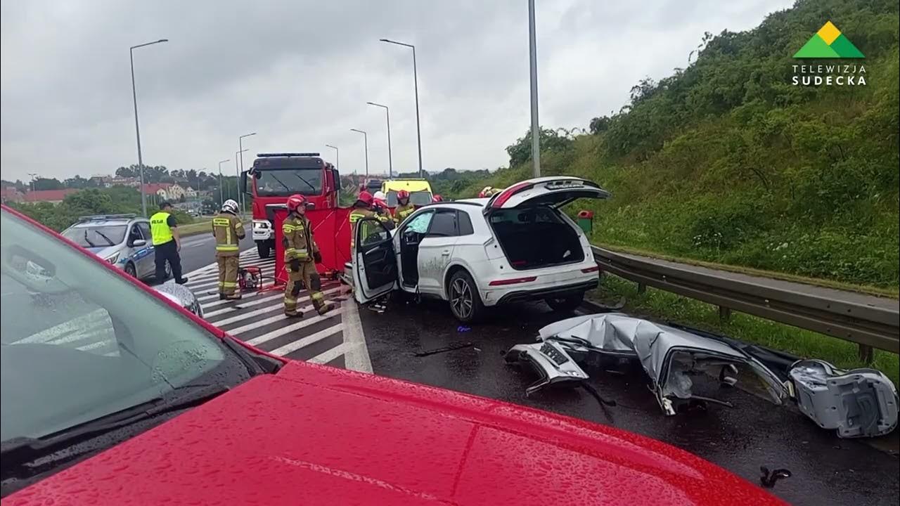 Bielawa, tragiczny wypadek na obwodnicy - YouTube