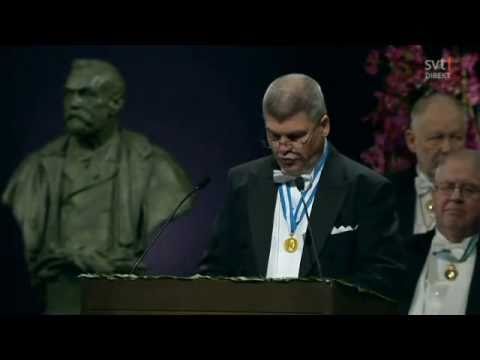 Per Delsing på Nobelprisutdelningen 2010 - YouTube