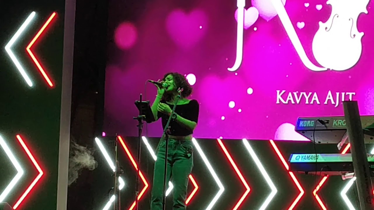 Kavya Ajith Live Performance || Hyderabad #YTFF 2019 || Manikanta Vlogs ...