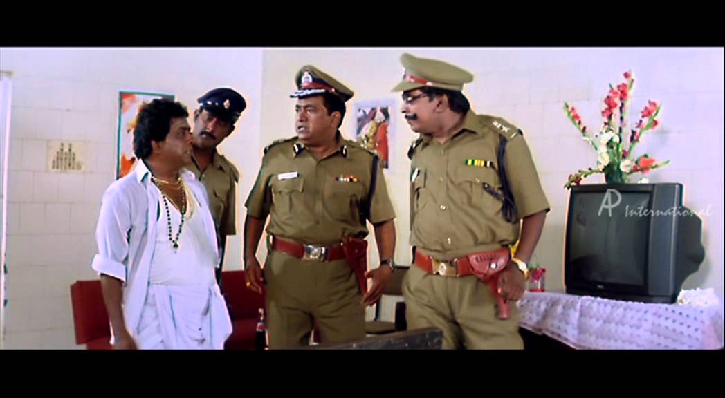 Ennamma Kannu Tamil Movie Scenes | Kovai Sarala Beats Vadivelu ...