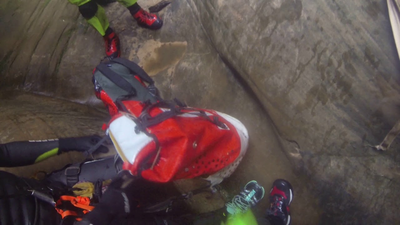 Imlay Canyon Guided Rappel - YouTube