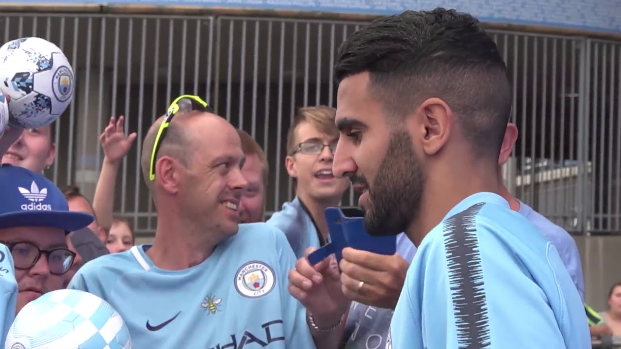 RIYAD MAHREZ IN FULL CITY KIT! | INSIDE CITY 299 - YouTube