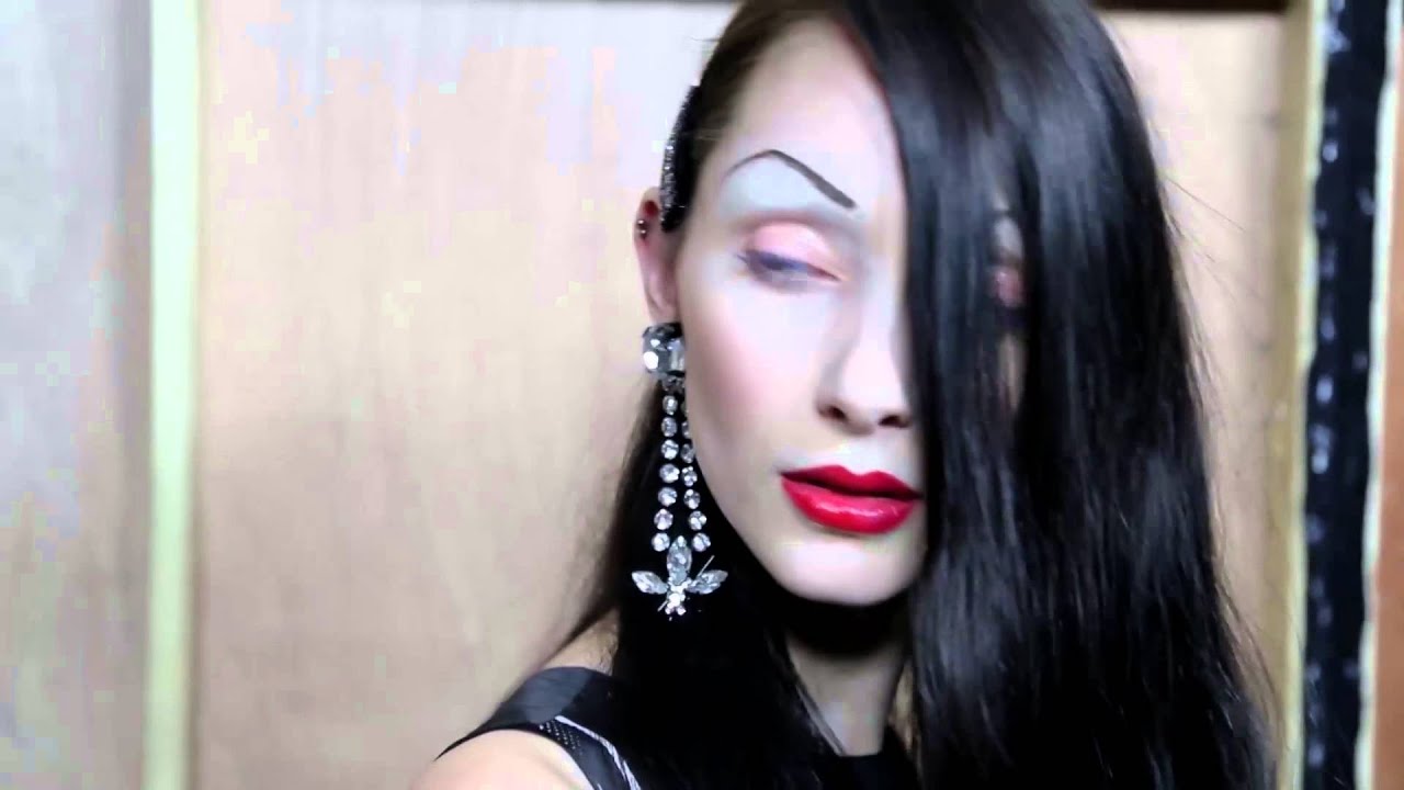 Toni&Guy SS16 Project De:Clone 5 Ashley Williams’ gothic inspired hair ...