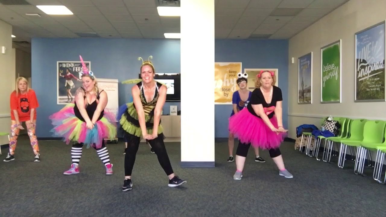 Shake Senora Pitbull Jamie Bell Zumba Fitness Dance Choreography - YouTube