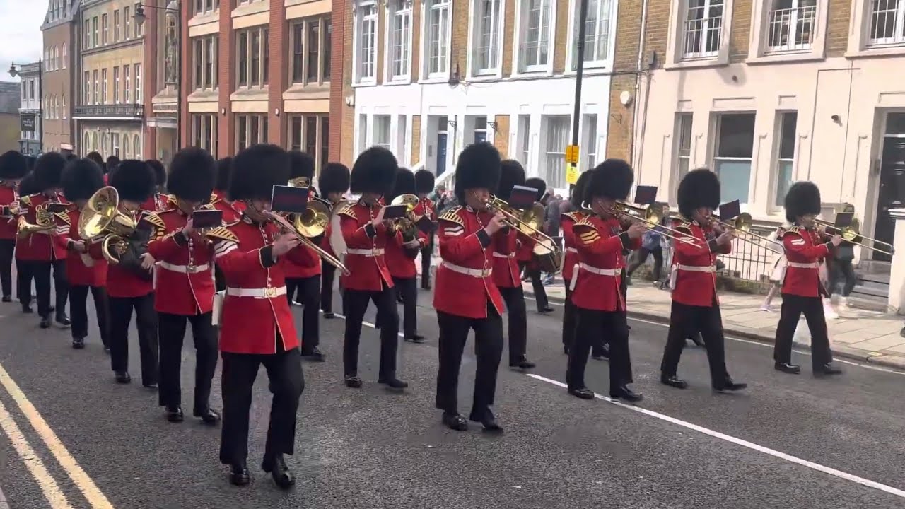 Band of the Scots Guards march to Windsor castle - YouTube