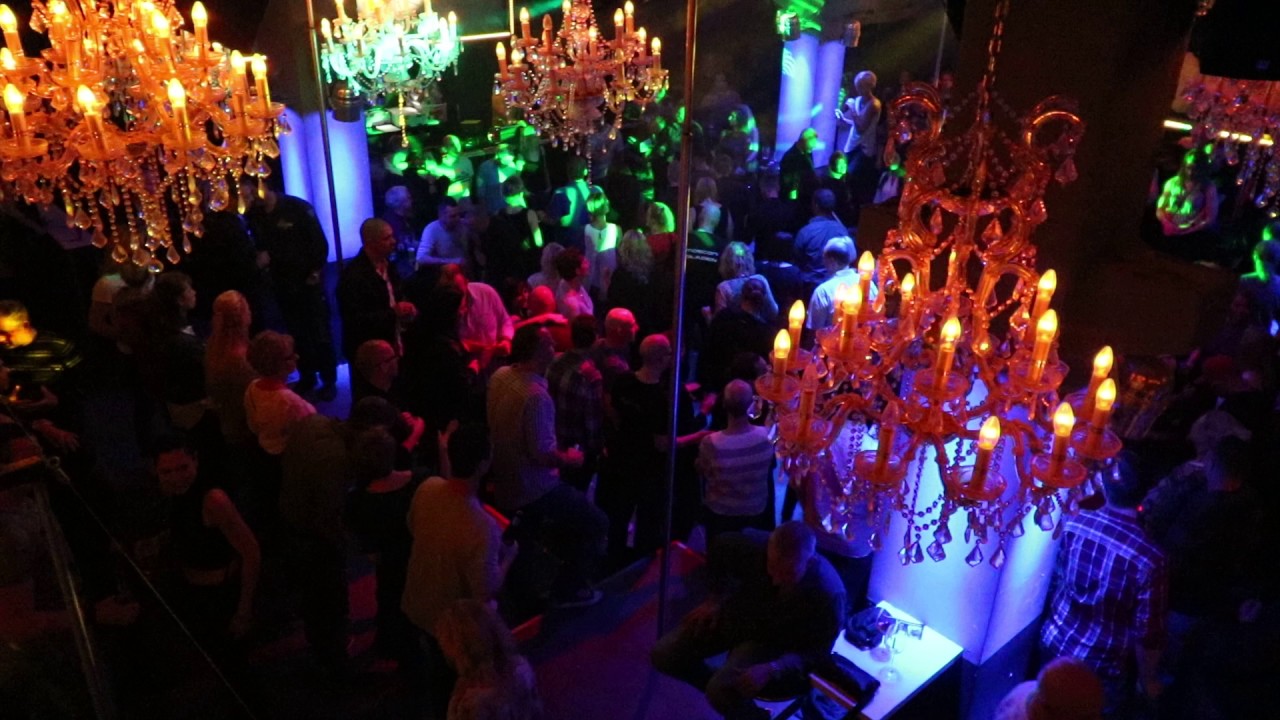 Atrium Revival Party - Freestyle auf der Revival Party Nov. 2016 - YouTube