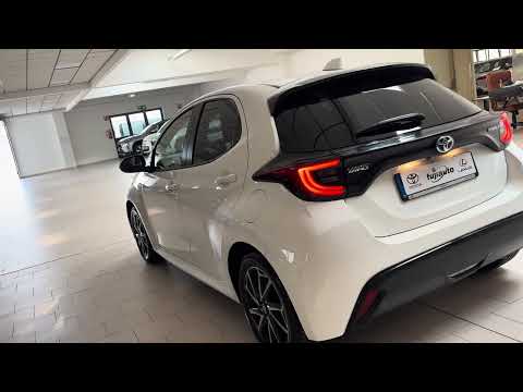 YARIS 1.5H TREND ADATTA A NEOPATENTATI