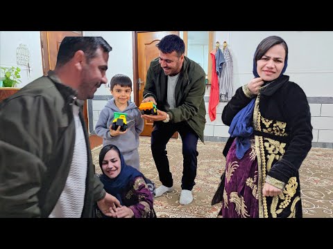 Nomadic Life: The Adventures of Bahman and Narges, a Story of Empathy and Family Challenges