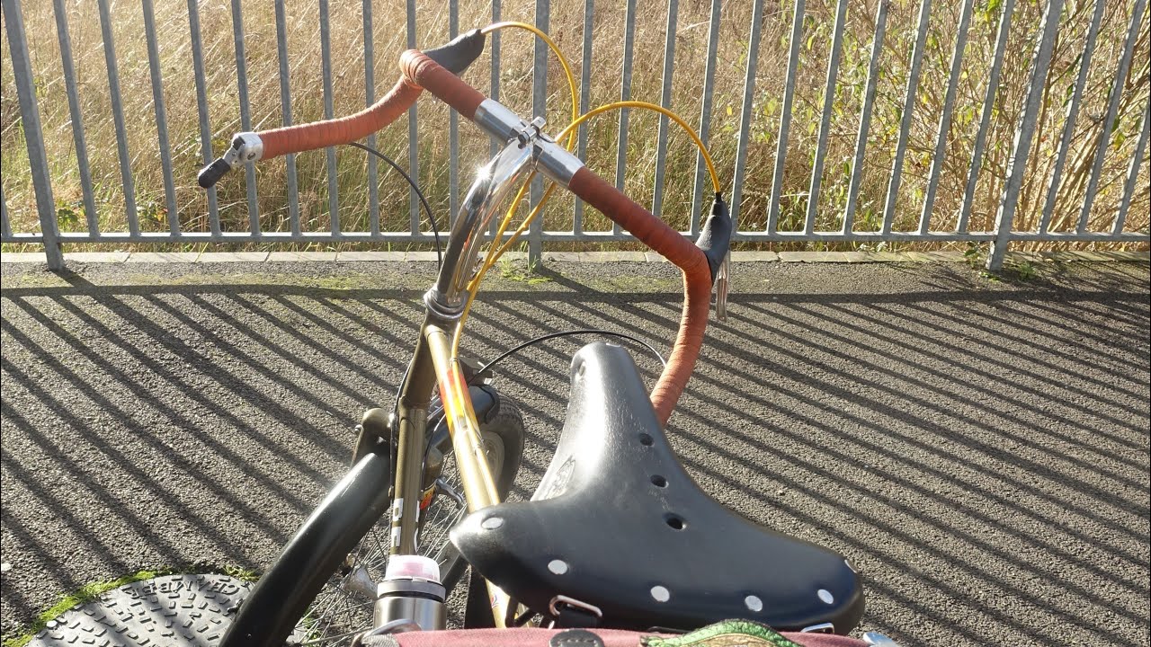 Brooks B72 saddle first ride - 1986 ATB - YouTube