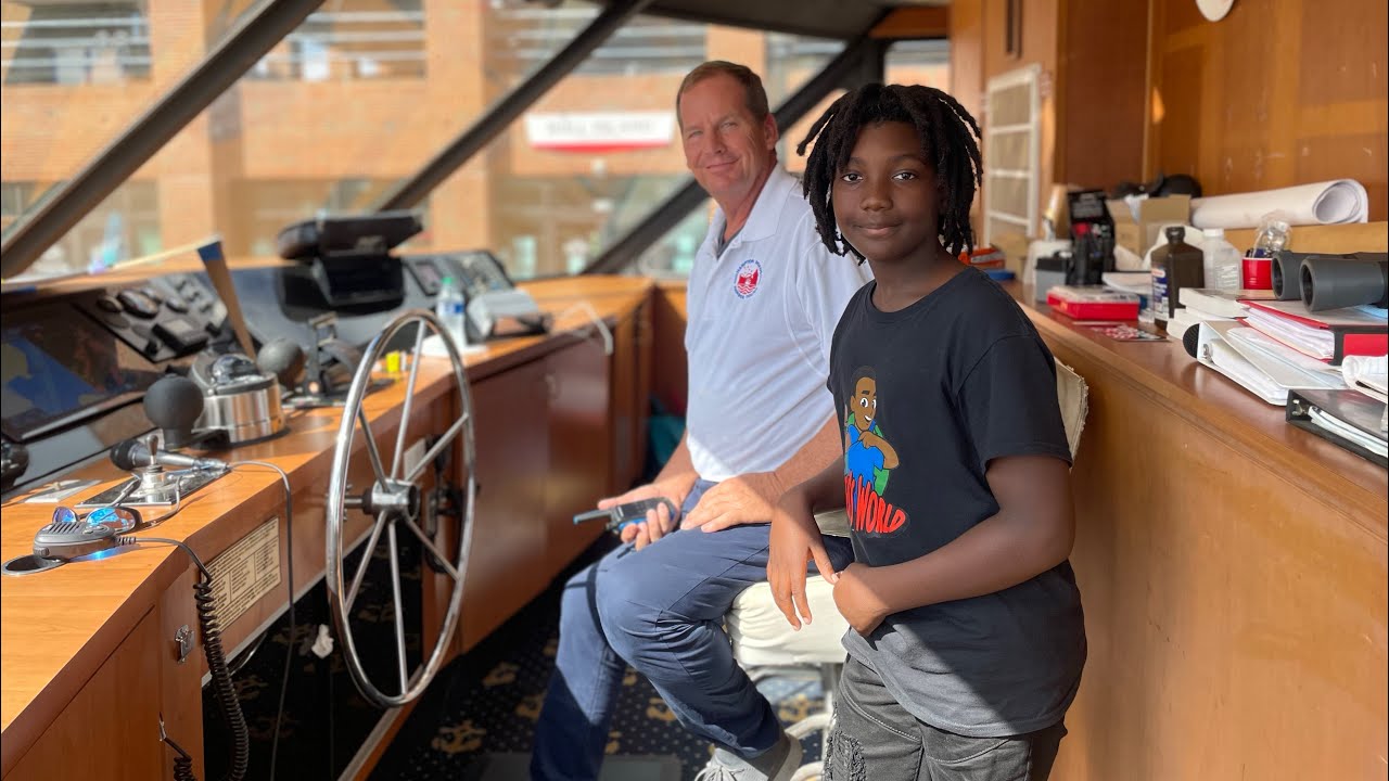 Hampton Queen Boat Tour 🛥️ - YouTube