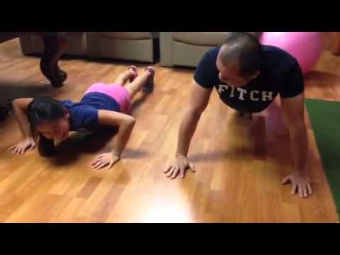 Emily Luu Push up competition - YouTube