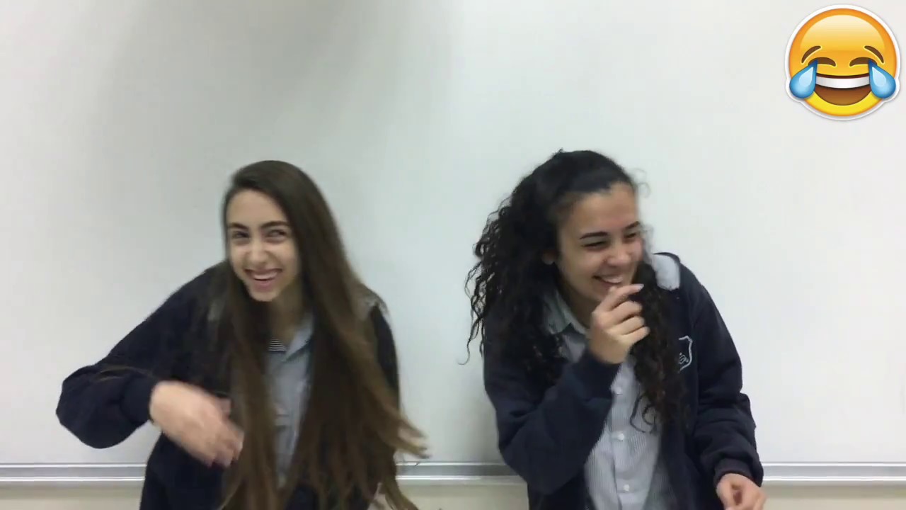 Aseel Musleh & Hania Mahmoud - Good Vibes - YouTube