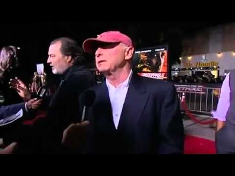 [CCTV Footage] The final moments of Tony Scott's life as he jumps off a ...