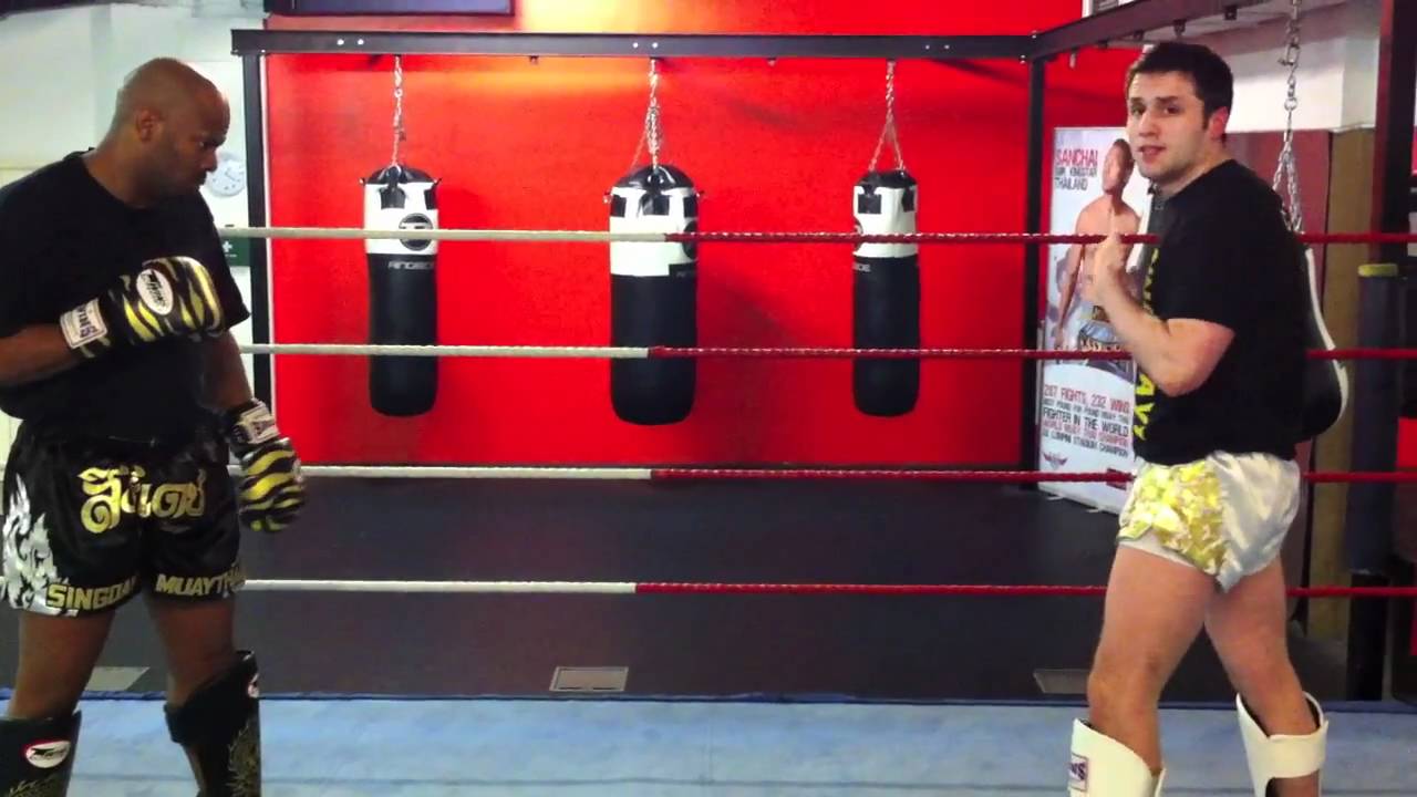 Muay Thai Minute- Leaping Body Kick-Muay Thai Techniques - YouTube