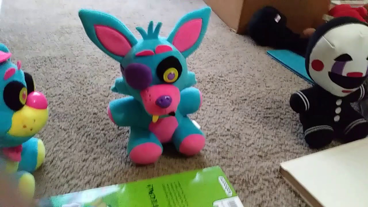 fnaf plush school - YouTube