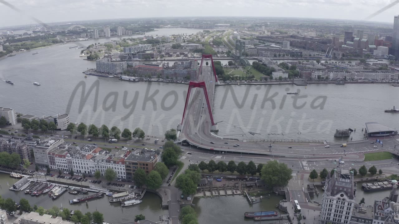 D-Log. Rotterdam, Netherlands. Williamsburg Suspension Bridge over the ...