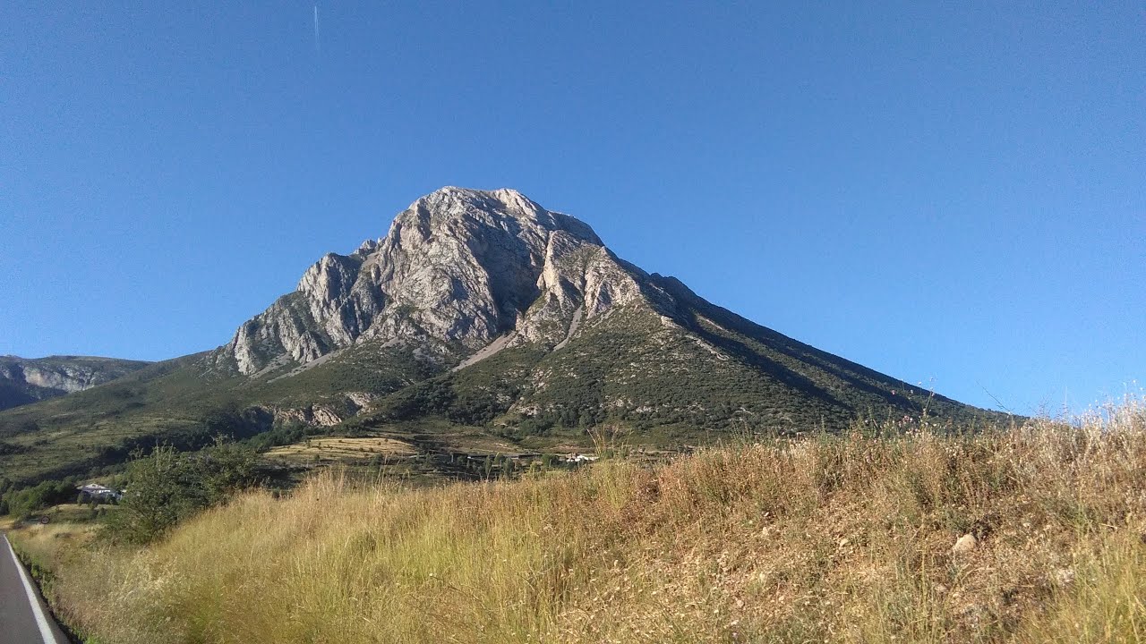 (2016-08-03)-VISITANDO MONASTERIO BUDISTA DE PANILLO-DAG SHANG KAGYÜ ...
