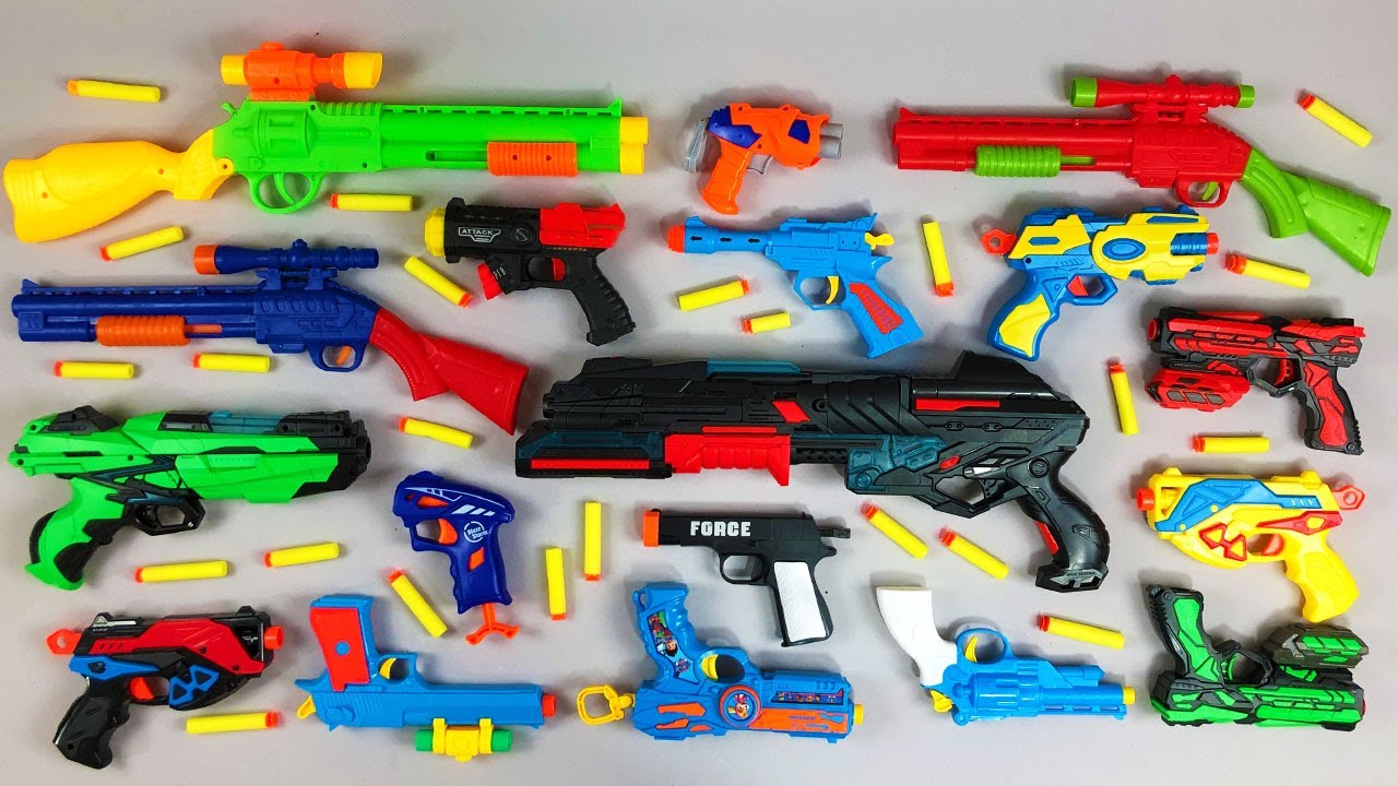 COLORFUL GUNS TYPES - BULLETS - TARGETS - YouTube