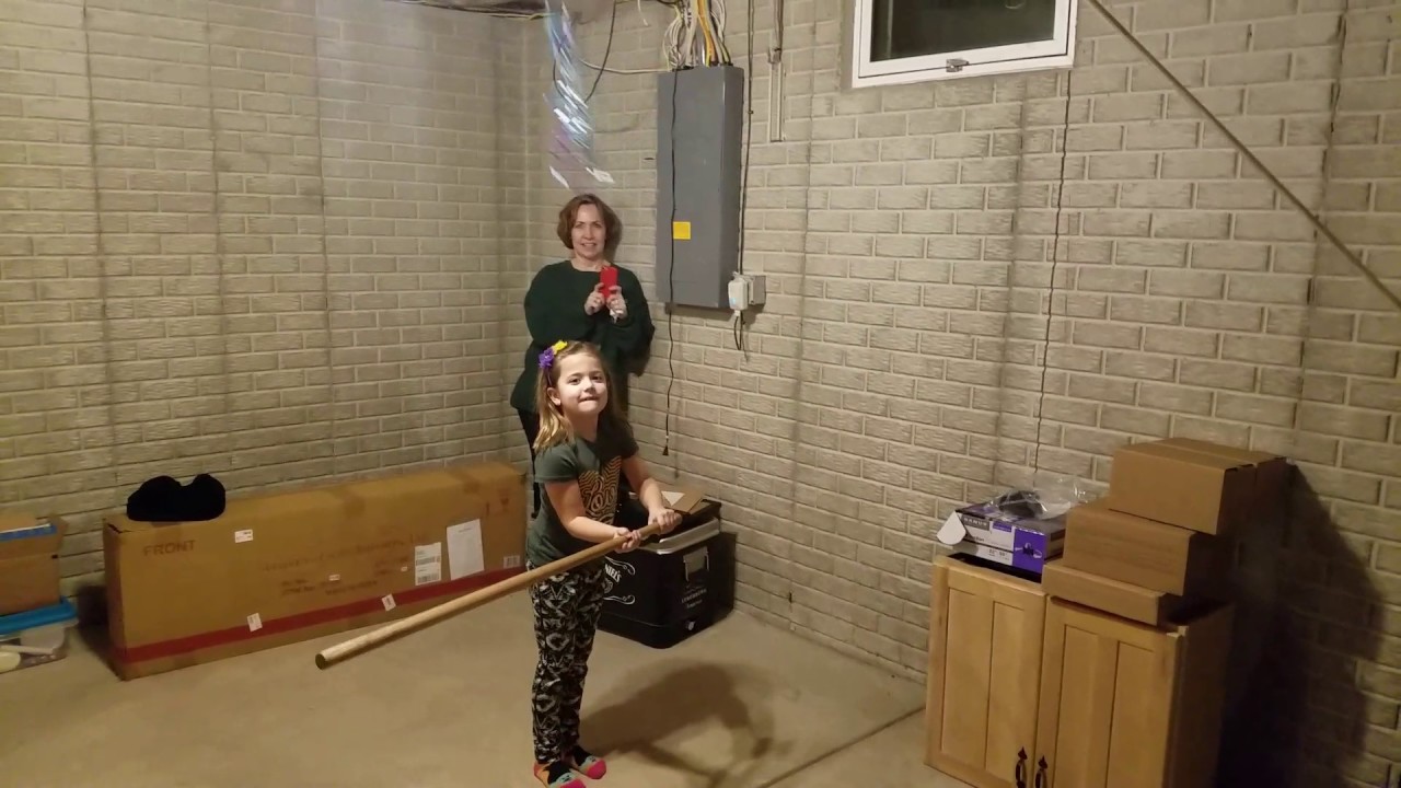 A... smacking the piñata - YouTube