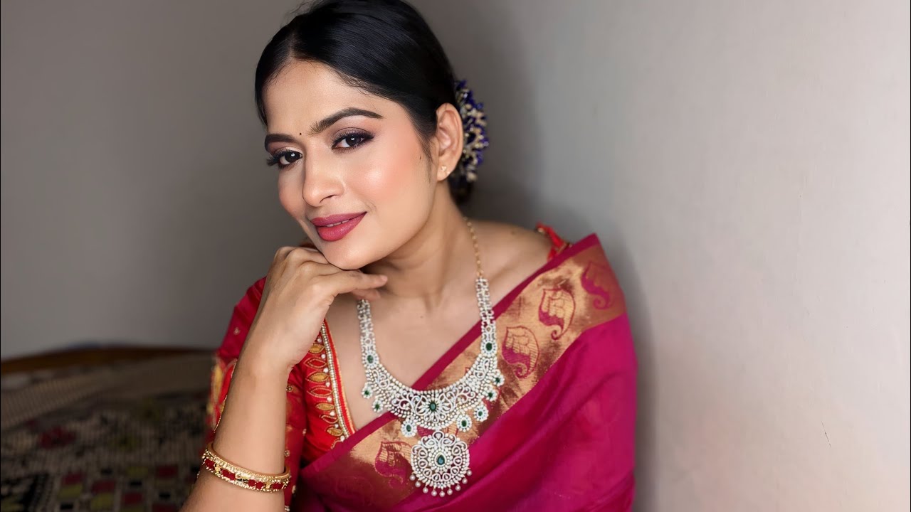 Wedding makeup/saree makeup look/guest makeup look/ethnic makeup look ...