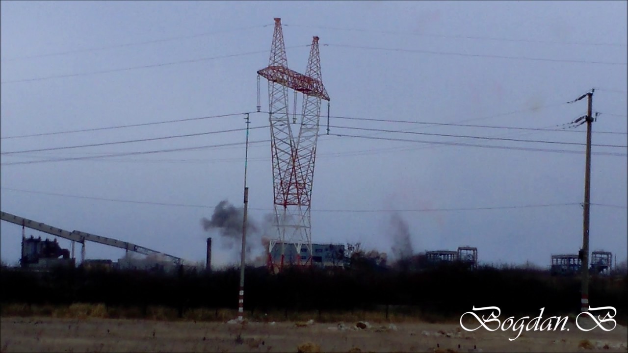 Demolarea turnului Cet II Oradea - YouTube
