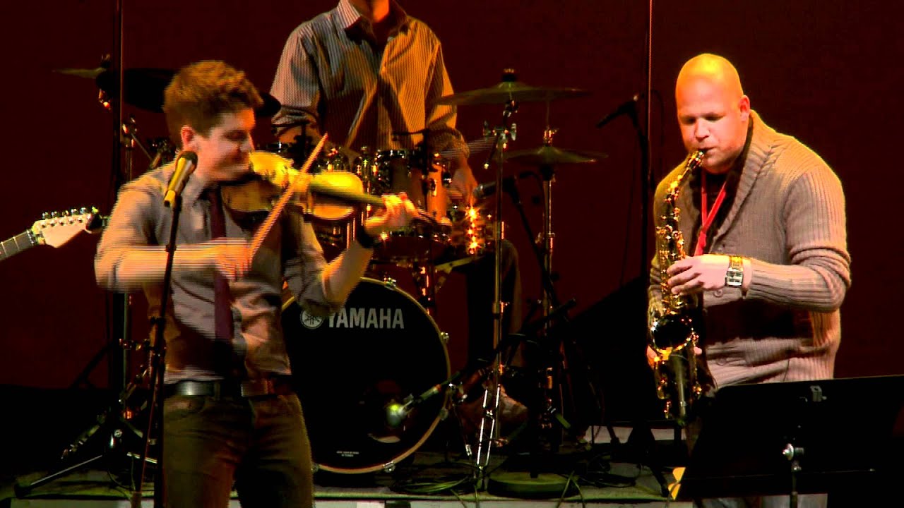 Peet Project - Be Free [LIVE @ MüPa] - YouTube