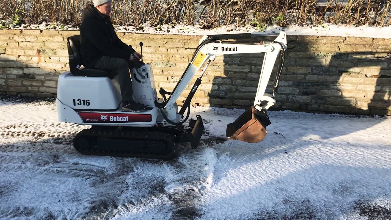 Bobcat 316 2006 - YouTube