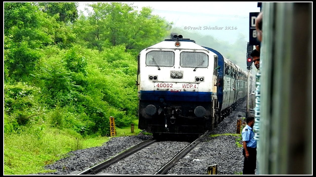 Konkan Railway:-BGKT WDP-4 40002 With 12978 AII-ERS Marusagar Express ...