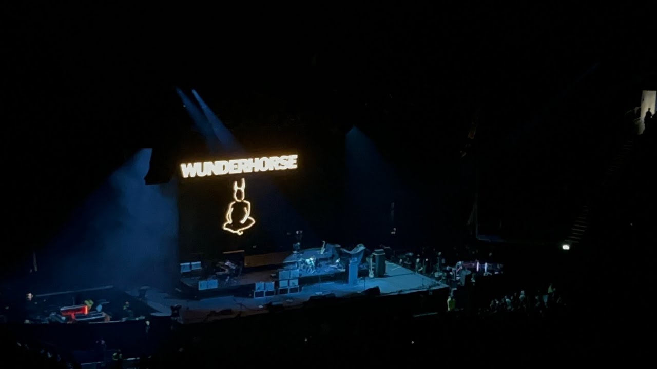 Wunderhorse live at the O2 - 10/12/24 - YouTube