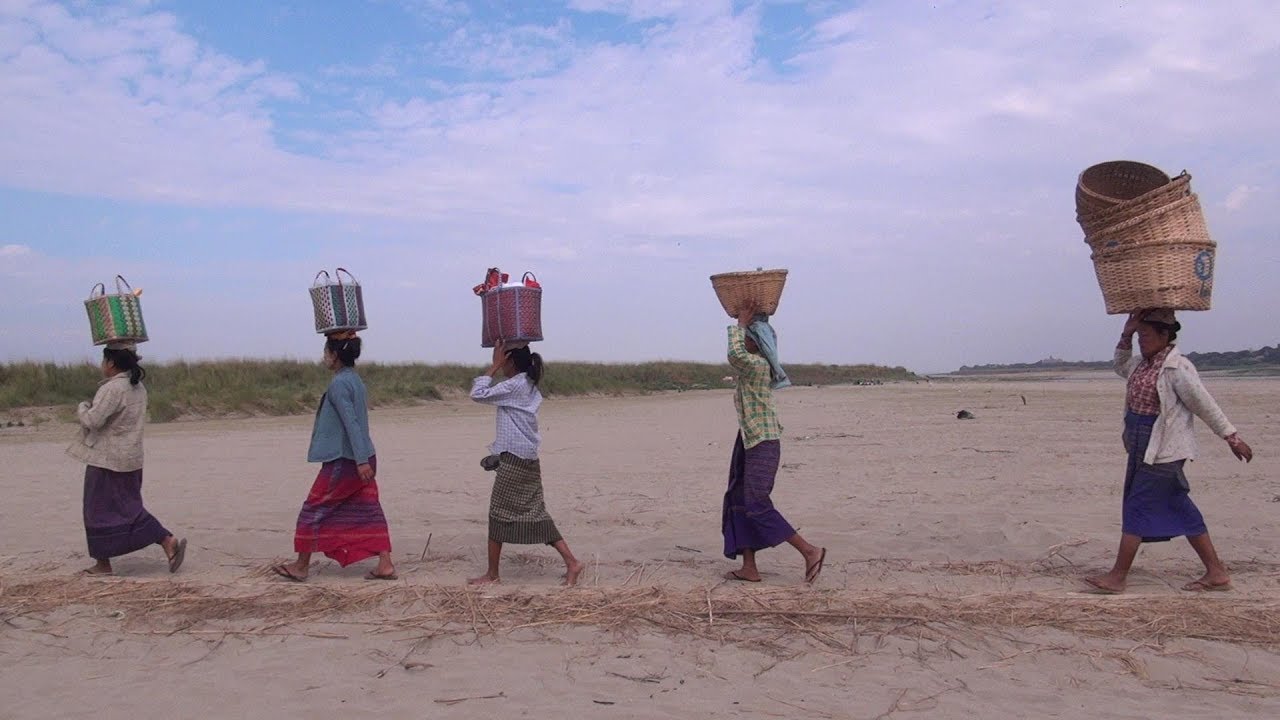 Travel video: Mingalaba, MYANMAR 2019 - YouTube