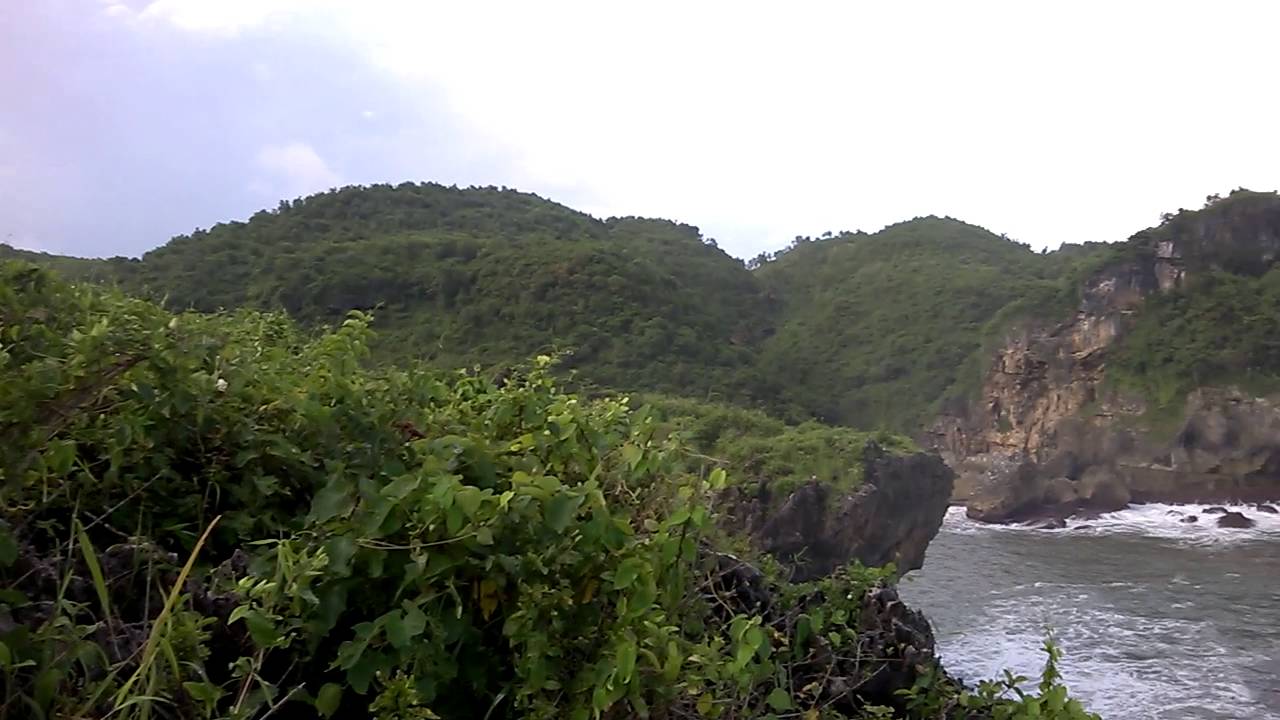 Pantai Gesing / Gesing Beach Yogyakarta - YouTube