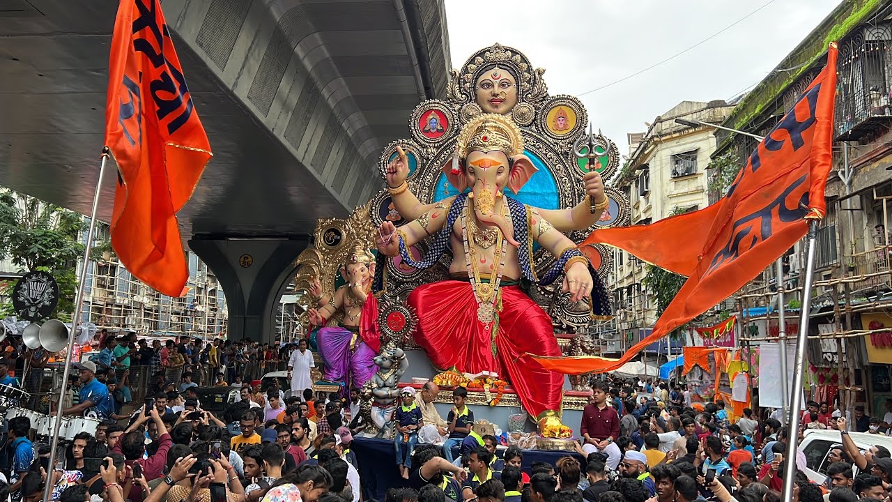 Mumbai Ganpati Aagman 2022 | Fort Cha Raja Aagman Shobha Yatra 2022 ...