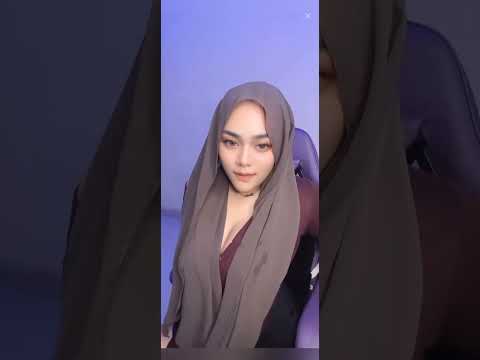 BGL V2 - NOVITA HIJAB SANGE PAMER TT MULUSS DAN PAHA MULUS 