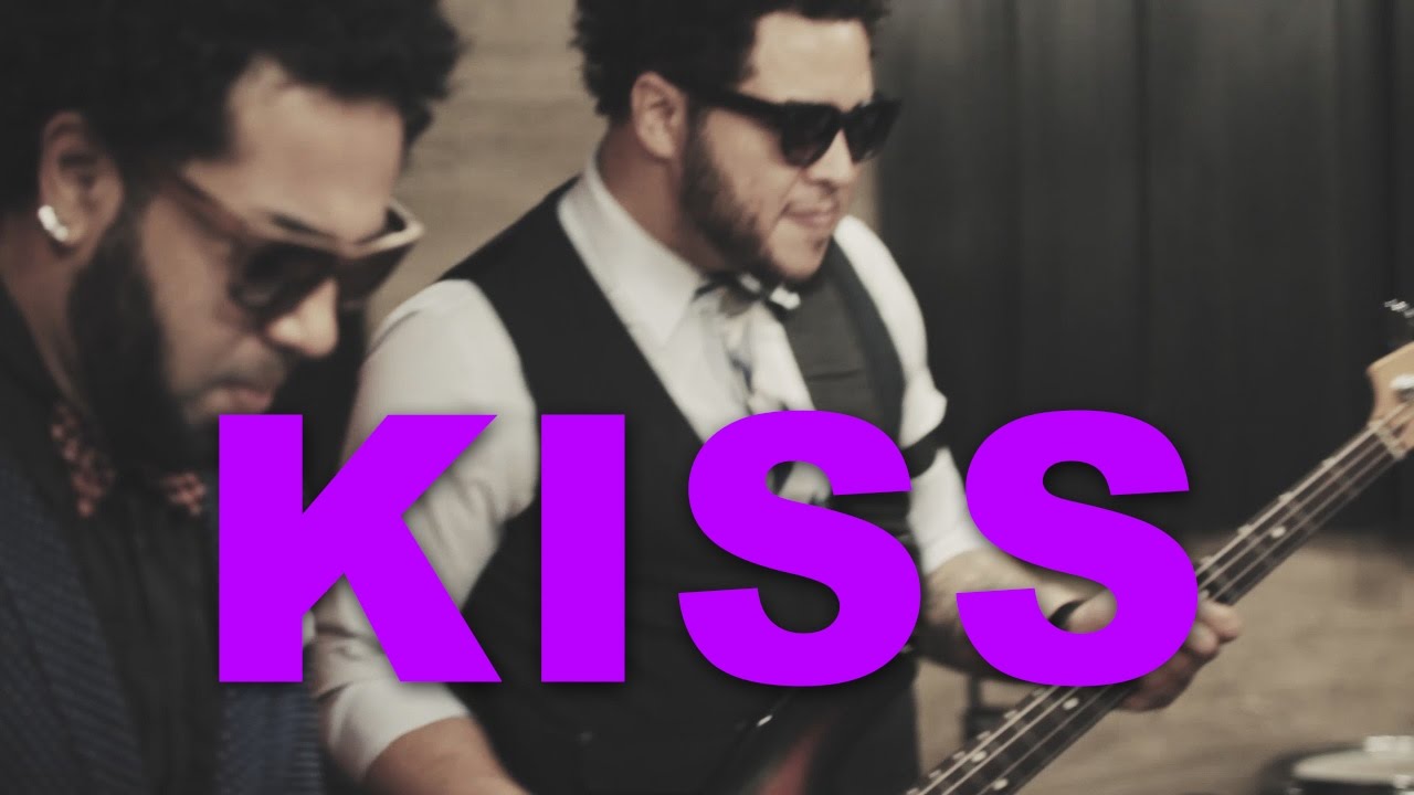 Serial Funkers - Kiss (releitura) - YouTube