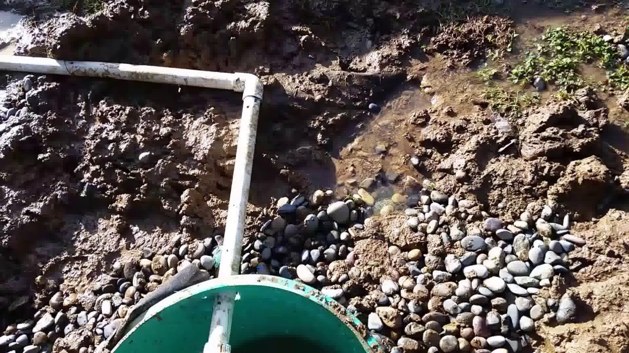 Extreme groundwater intrusion, because of rain and high groundwater ...