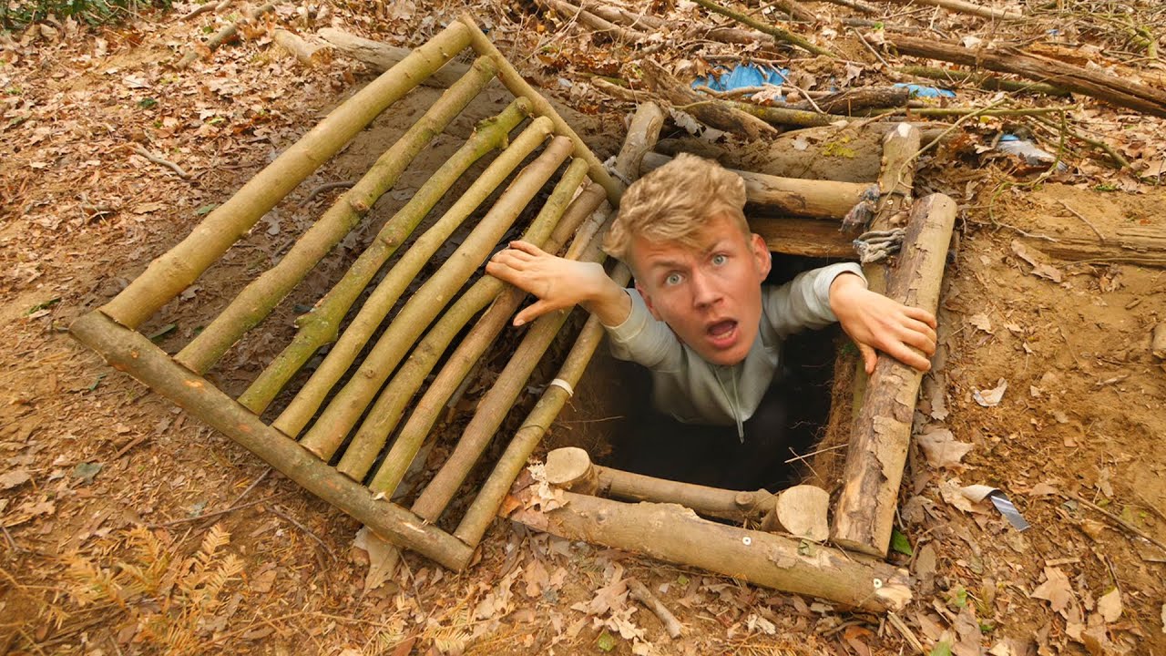 ONDERGRONDSE BUNKER BOUWEN IN HET BOS! - YouTube
